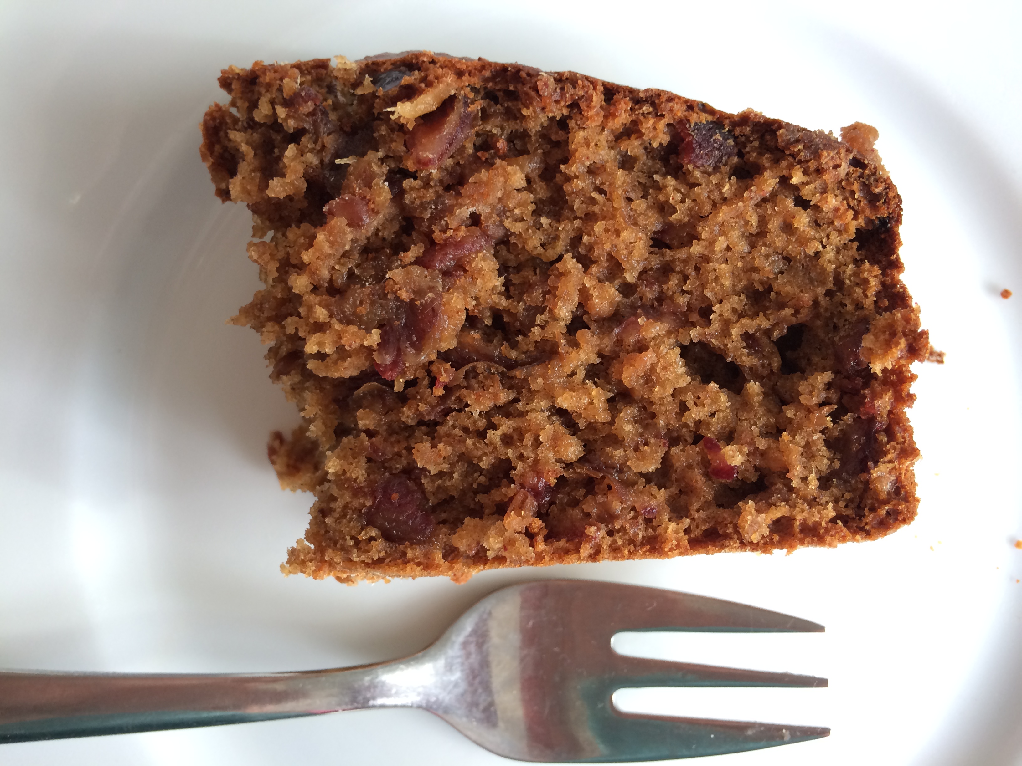Dadelcake met walnoten recept | Bountiful | The natural way